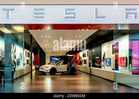 Tysons Corner, Virginia, USA- January 14, 2020: Tesla storefront in the ...