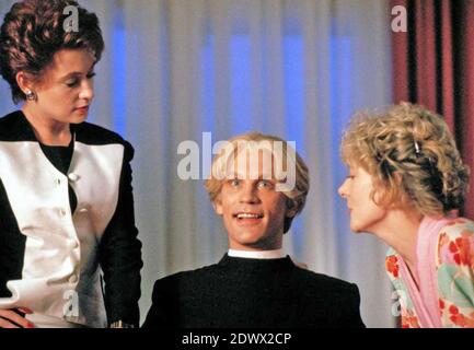 MAKING MR. RIGHT 1987Orion Pictures film with from left: Ann Magnuson ...