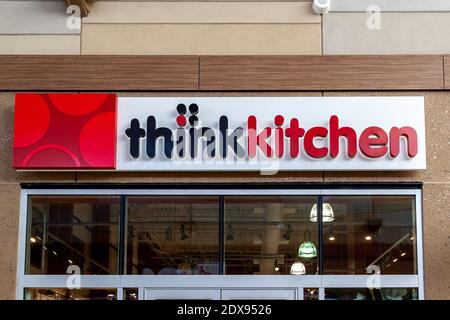 Think Kitchen store in Outlet Collection at Niagara Stock Photo - Alamy