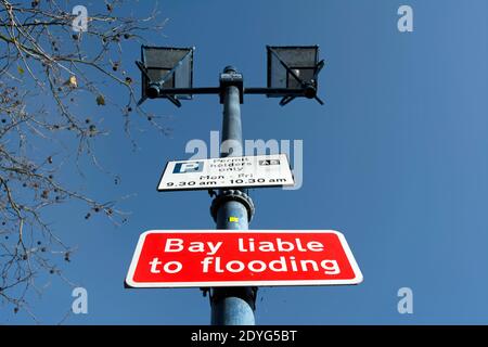 Flood warning sign Putney London England UK Stock Photo - Alamy