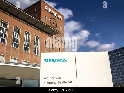 Erlangen, Germany : Siemens sign; Siemens AG is a German company ...