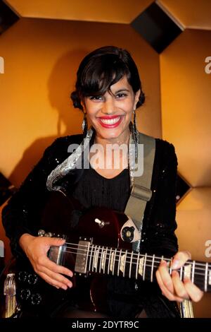 Exclusive - Sarah Manesse performs live at Paname Art Cafe in Paris ...