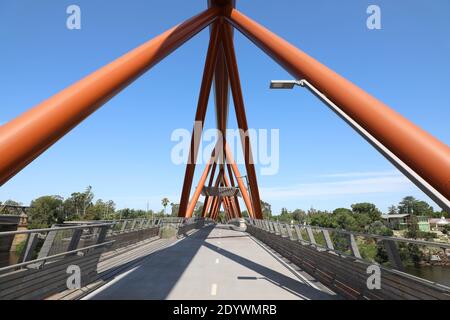 Yandhai Nepean Crossing, Nepean River bridge for pedestrians and ...