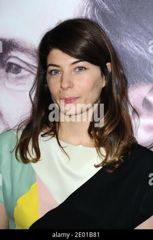 Anne Metzler (wearing Antonia Goy) attending the premiere of 'Avant l ...