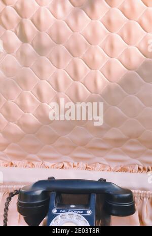 Vintage telephone and old suitcase Stock Photo - Alamy