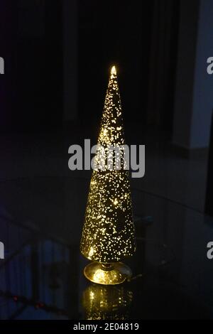 Christmas decorations. Colombo, Sri Lanka Stock Photo - Alamy