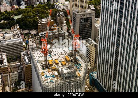 Earthquake-proof high-rise construction Construction-work on Skyscraper ...