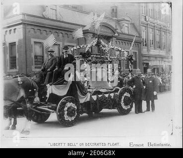 'Liberty Bell' on decorated float Stock Photo - Alamy