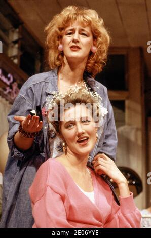 l-r: Joely Richardson (Shelby), Maggie Steed (Truvy) in STEEL MAGNOLIAS ...