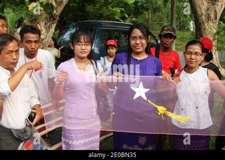 Statue of General Aung San, Pyay (Prome), Myanmar (Burma Stock Photo ...