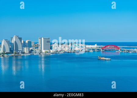 Cityscape of Sokcho behind Cheongchoho lake, Republic of Korea Stock ...