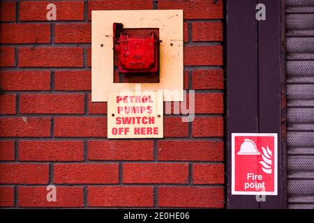 sign for emergency switch location on petrol station forecourt Stock ...