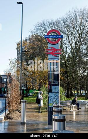 Highbury and Islington Station Sign London. Sign for Highbury ...