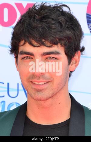 Joe Jonas at the 2012 Teen Choice Awards held at the Gibson ...