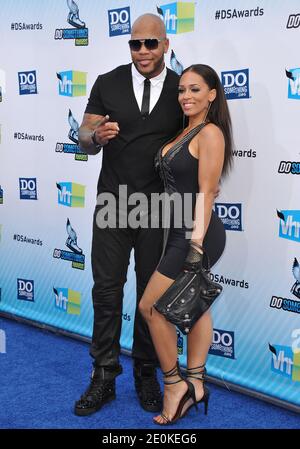 Flo Rida arrives at the 2012 Do Something Awards at Barker Hangar in ...
