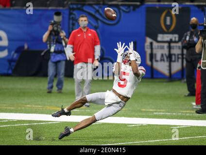 Ohio State receiver Garrett Wilson plays against Maryland during an ...