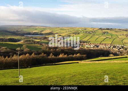 Scenic Landscapes above Holmfirth - Last of the Summer Wine Country ...