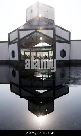 Suzhou, China's Jiangsu Province. 2nd May, 2015. China's Fan Zhendong ...