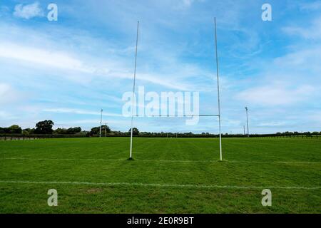 Empty rugby pitch Stock Photo - Alamy