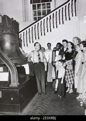 Liberty Bell tour 1951 Stock Photo - Alamy