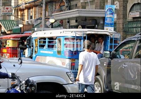 Jeepneys in Manila traffic jam Stock Photo - Alamy