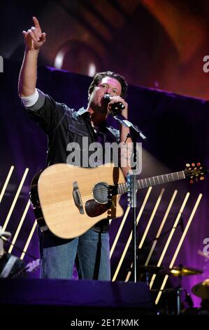 Blake Shelton performs at LP Field on night 2 of the 2014 CMA Music ...