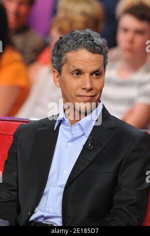 Sami Bouajila at the taping of Vivement Dimanche on April 27, 2011 in ...