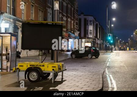Mobile Matrix Traffic Sign Stock Photo - Alamy