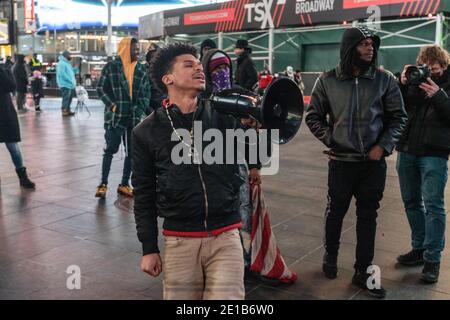 From left: seven-year-old Susan Scheftel going over script with her ...