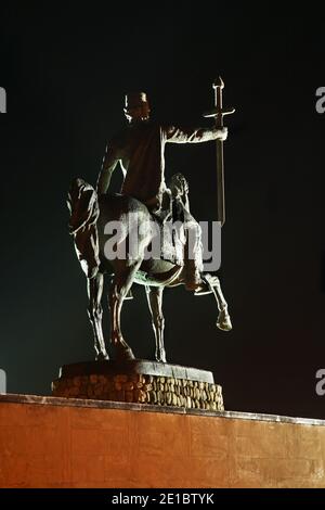 Equestrian Statue of King Erekle II in Telavi, Georgia Stock Photo - Alamy