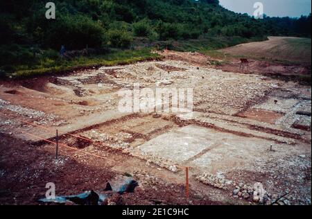 Batten Hanger - Archeological Site in progress near Chichester, West ...
