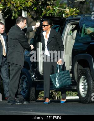 7 March 2011 - Bethesda, Maryland - First Lady Michelle Obama returns ...