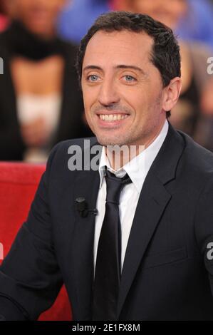 Gad Elmaleh lors de l'enregistrement de l'emission Vivement Dimanche a ...