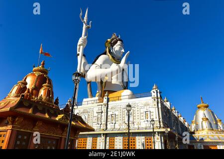 Side view of the statue of Lord Shiva at daytime Stock Photo - Alamy