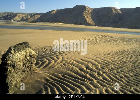 Yiti beach on low tide near Muscat, Sultanate of Oman Stock Photo - Alamy