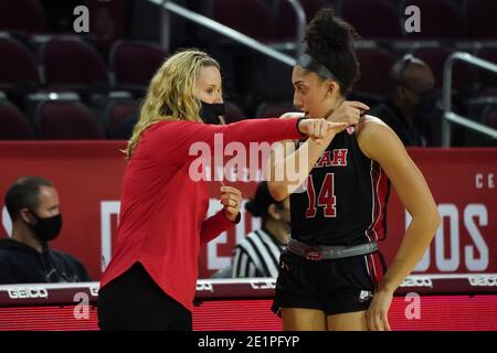 Utah head coach Lynne Roberts applauds during the second half of an ...
