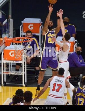 Los Angeles Lakers' Markieff Morris (88) talks with Miami Heat's Tyler ...
