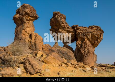 Rock formations, Ennedi plateau, Chad Stock Photo - Alamy
