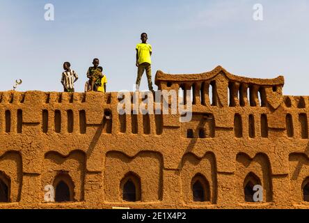 Great mosque in sahel style, mud architecture, Bobo Dioulasso, Burkina ...