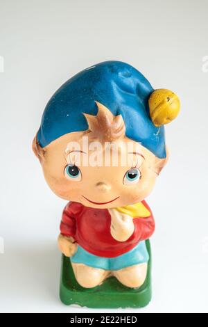 1960's noddy figure with waggly head. Kneeling noddy on green base ...