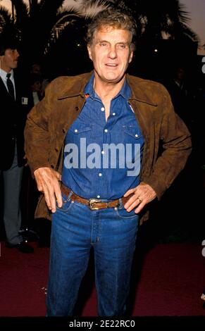 Robert Stack Credit: Ralph Dominguez/MediaPunch Stock Photo - Alamy
