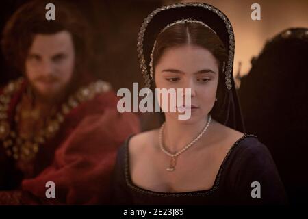THE SPANISH PRINCESS, from left: Alice Nokes as Anne Boleyn, Bessie ...