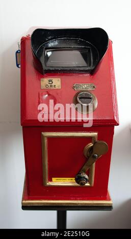 Mutoscope What the Butler Saw Stock Photo - Alamy