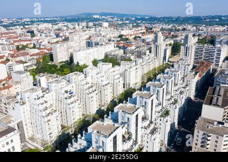 Villeurbanne (central-eastern France): architectural complex “Les ...