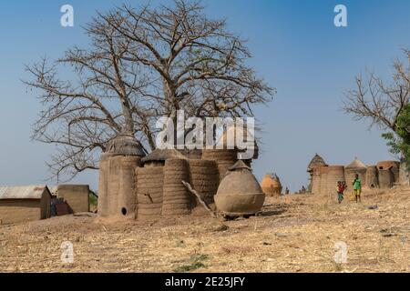 Batammariba house building in a Koutammakou village in North Togo Stock ...
