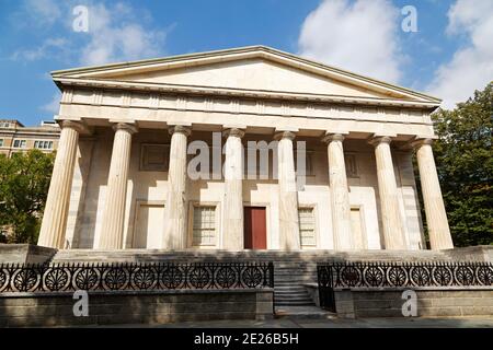 The historic Second National Bank building at Independence National ...