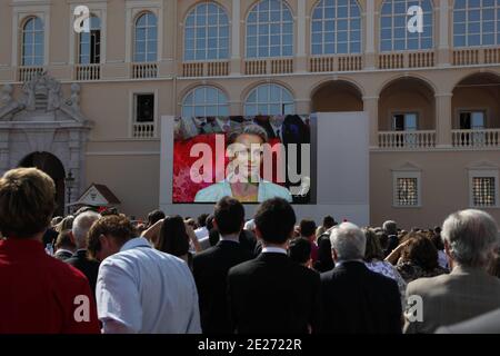 Atmosphere on the Prince's Palace square during the civil wedding of ...