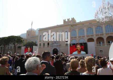 Atmosphere on the Prince's Palace square during the civil wedding of ...