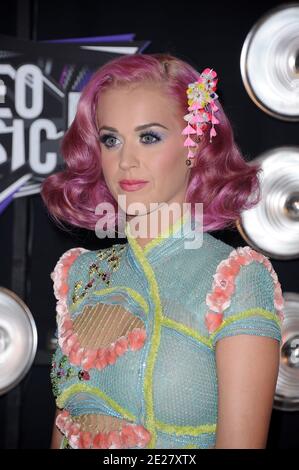 Katy Perry arrives at the 2011 MTV Video Music Awards at Nokia Theatre ...