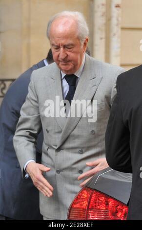 Former prime minister Edouard Balladur and Pierre Mehaignerie speak ...